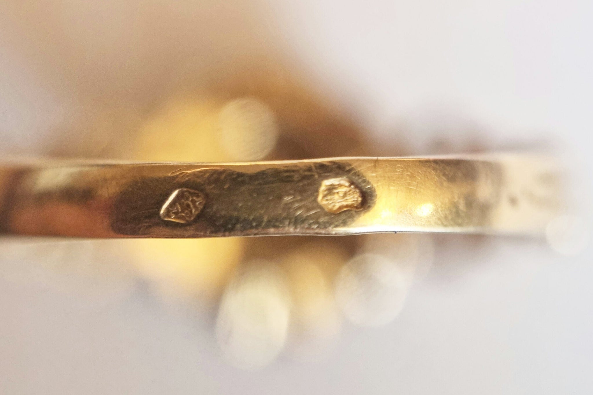 How to recognize gold