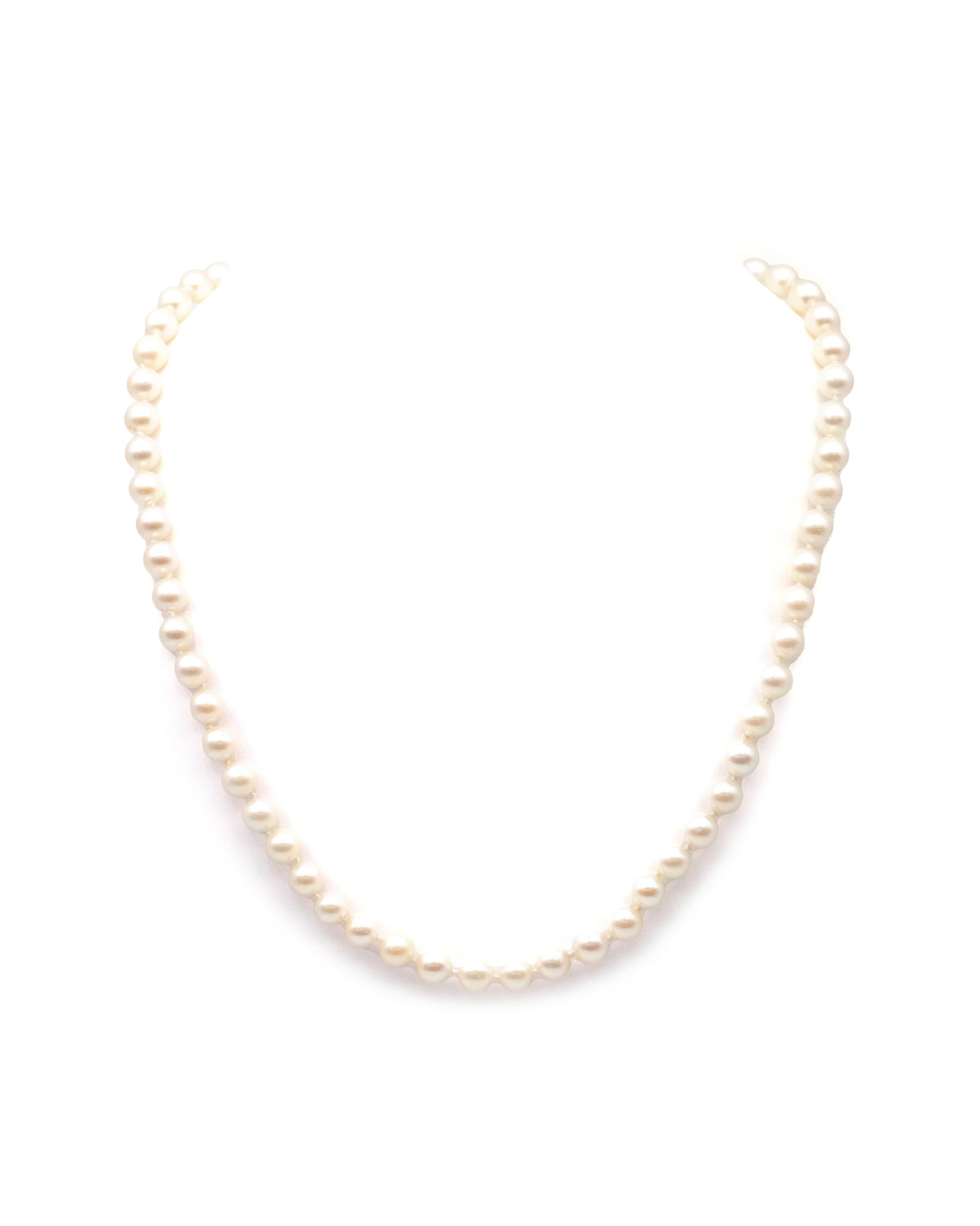 JKA cultured pearl necklace