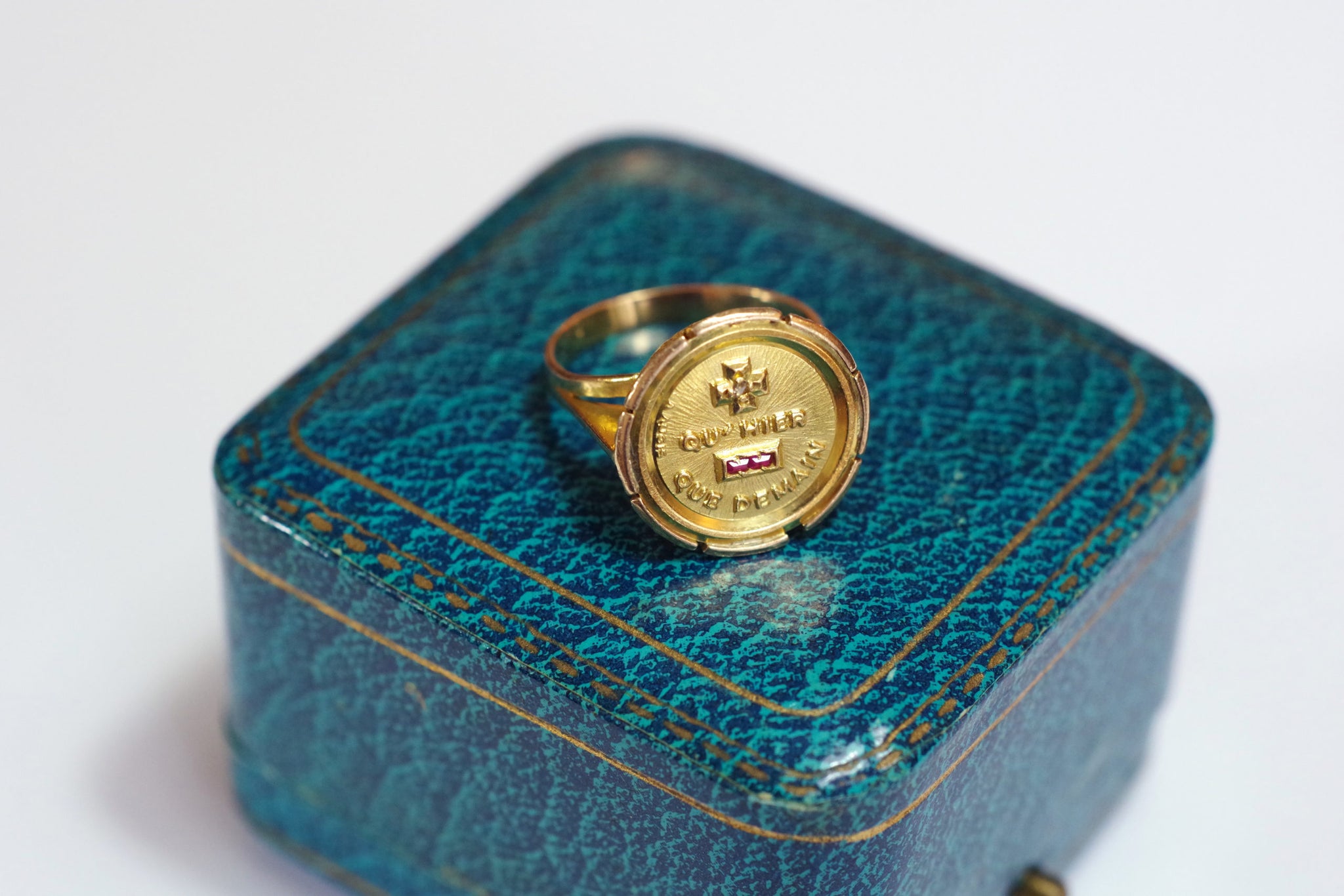 Bague Augis Plus qu'hier Moins que demain